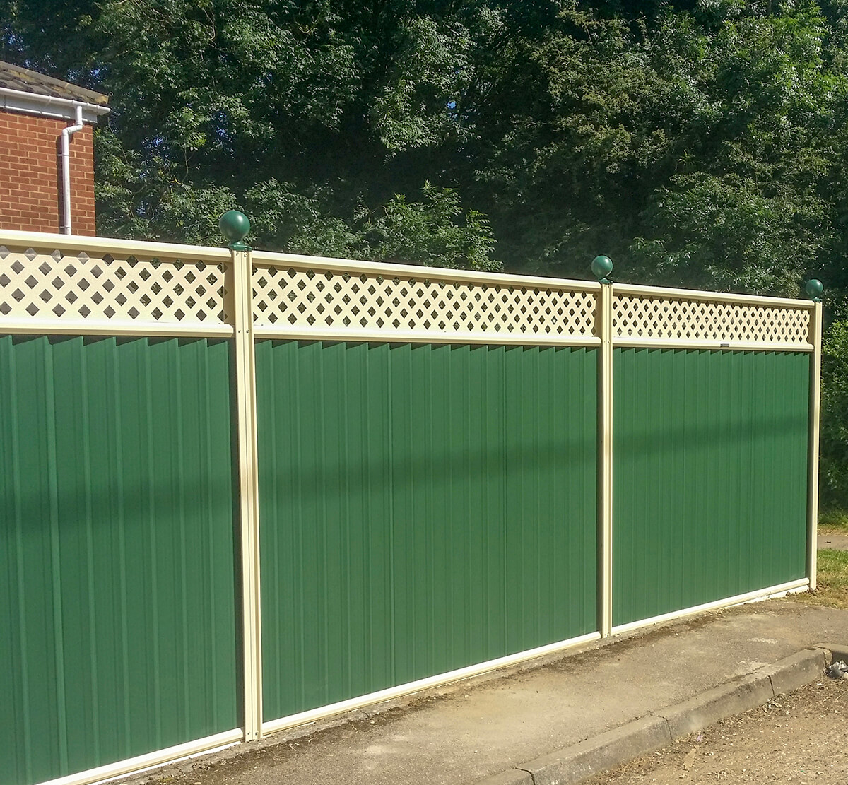 Green Metal Fence with Cream Trellis & Ball Caps | ColourFence